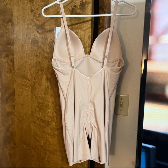 Nancy Ganz | Intimates & Sleepwear | Nancy Ganz 36bc Body Define ...